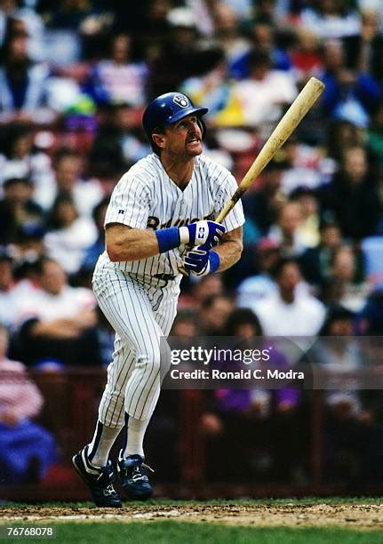 Robin Yount Baseball Photos And Premium High Res Pictures Getty Images