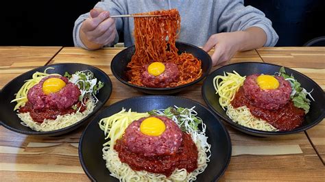 육회 듬뿍 넣어주는 라면 특허 받은 소스로 육회라면 처음 개발한 10개 테이블 월매출 7천 라면집┃spicy Bibim