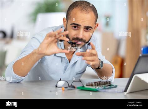 Fixing Ophthalmology Hi Res Stock Photography And Images Alamy