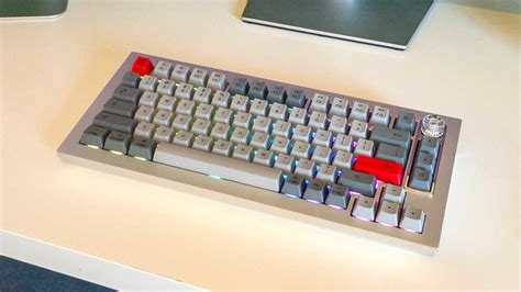 Oneplus Keyboard 81 Pro Review The Expensive Type Tech Advisor