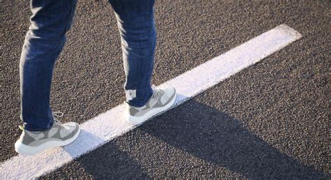 Caminar Sobre La Cuerda Floja Evitar Las Caídas A Partir De Los 65