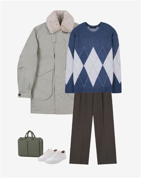 센스있는 색조합으로 완성한 캐주얼 출근룩