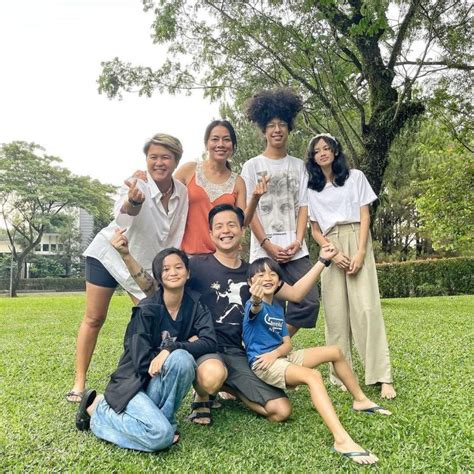 7 Potret Rumah Dewi Lestari Hasil Rancanga Ridwan Kamil Usung Konsep