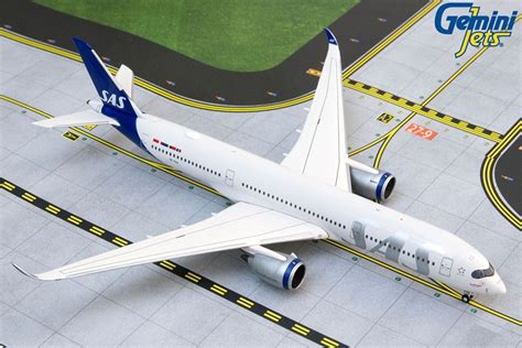 Sas Scandinavian Airbus A350 900 Se Rsa New Livery Gemini Jets Gjsas1912 Scale 1 400 Eztoys