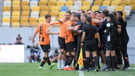 “Шахтар” достроково став чемпіоном України У “Зорі” ще є шанси на срібло Читайте на Ukr Net