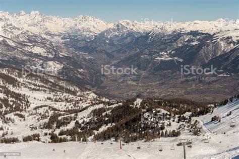 리솔 리조트 겨울 프랑스 알프스 프랑스 유럽의 눈 덮인 산 리줄에 대한 스톡 사진 및 기타 이미지 리줄 겨울 겨울 스포츠 Istock