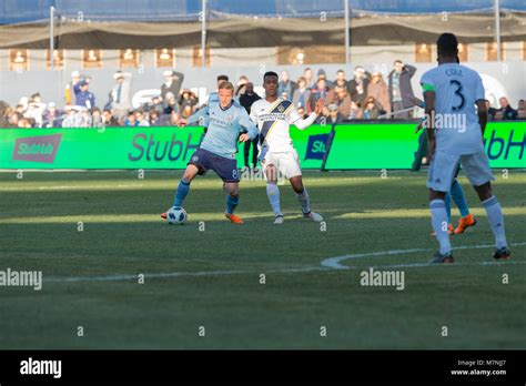 New York Usa 11th Mar 2018 Alex Ring 8 Of Nyc Fc Controls Ball During Regular Mls Game