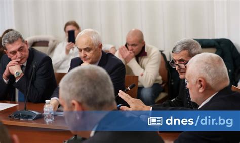 Комисията по отбрана одобри София да даде на Киев неизправни зенитни комплекси и ракети Dnes