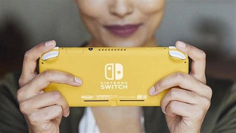 Nintendo Switch Lite Hands On Roundup Early Look At The Device Ahead Of Its September Release