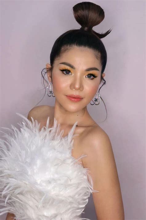 ដម ឆនថម មស សខ សភ បញចញ សមរស សចស នង បងហប រង មយ ទត Koh Santepheap Daily