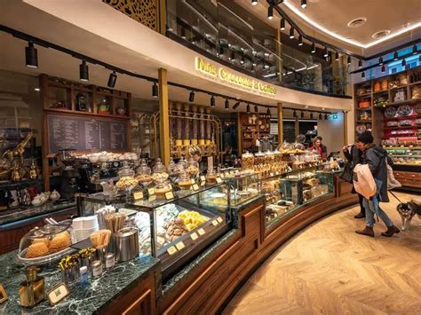 Carpo Opens New London Flagship Store