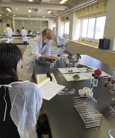 化学実験教室「基礎編」を開催しました！ お知らせ・トピックス 岡山理科大学