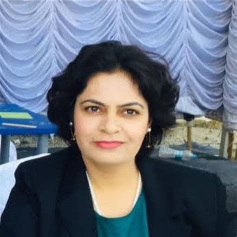 Lovely Edinburgh Experienced In Teaching Mathematics From 5th To 10th Grades Across All