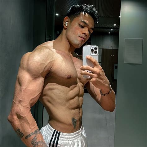 Manthan Bhatt Youtube