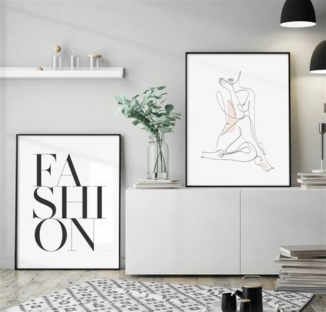 Постеры и картины ”СИЛУЭТ ЛИНИЯМИ ” купить в Санкт Петербурге по цене 260 ₽ 2350 ₽ плакат