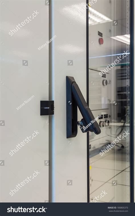 Latch For Electrical Panel At Eve Collie Blog