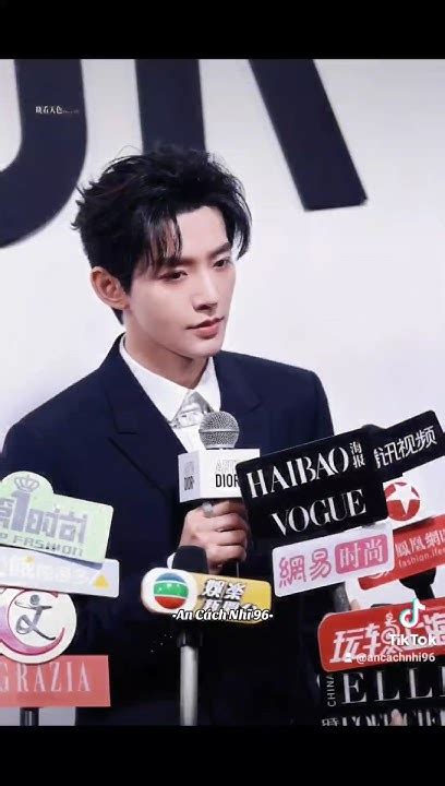 Deng Wei Was Interviewed On Diors Event Red Carped Đặngvi Dengwei