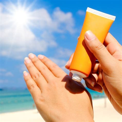 Sunscreen Alone Isnt Enough Sun Protection Experts Say Harmful Uva