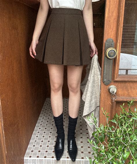 그린블로썸 개미허리라인 도톰 소프트 플리츠 A라인 플레어 뒷밴딩 바지 안감 미니 스커트 치마바지 무료배송