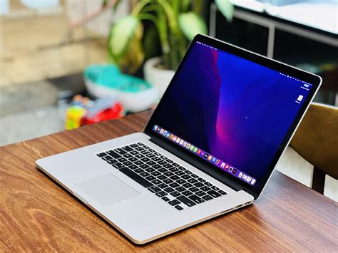 Macbook Pro I G G R M X G Inch