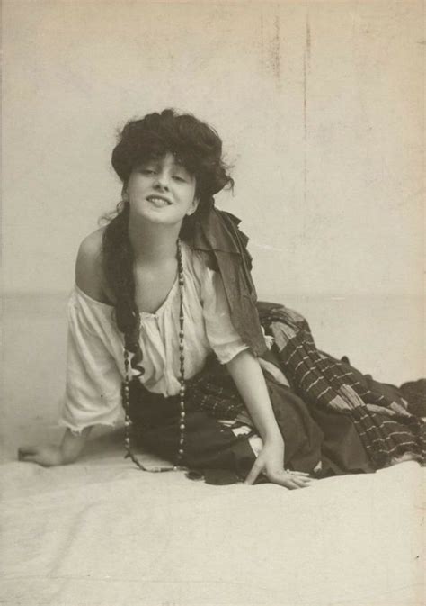 Publicity Photos Of Evelyn Nesbit As Vashti The Gypsy In The 1902