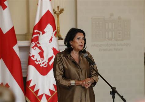 დღეს 21 00 საათზე სალომე ზურაბიშვილი საზოგადოებას მიმართავს