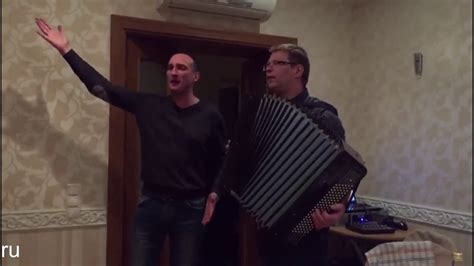 День рождения в Вырице под баян Баянист Михаил Долгушев Youtube