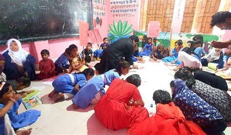 লক্ষ্মীপুরে আবৃত্তি রচনা ও চিত্রাঙ্কন প্রতিযোগিতার পুরস্কার বিতরণ বিনোদন