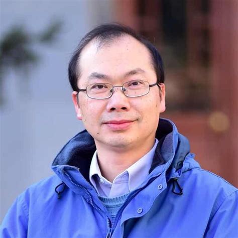 A New Test For High Dimensional Two Sample Mean Problems With