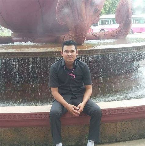 សោភ័ណ្ឌ មើក