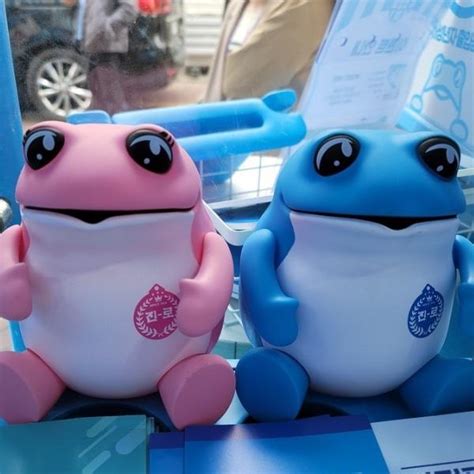 Figuresdolls 진로두꺼비진로피규어진로두꺼비피규어핑크두꺼비핑꺼비 On Bunjang Global Site