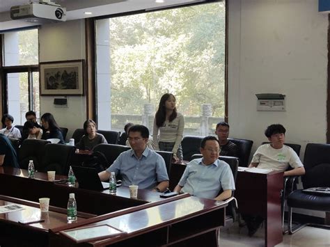 中南大学名师名家学术论坛暨材料学院“德材”讲坛第527场——高安全、高比能锌电池 材料科学与工程学院