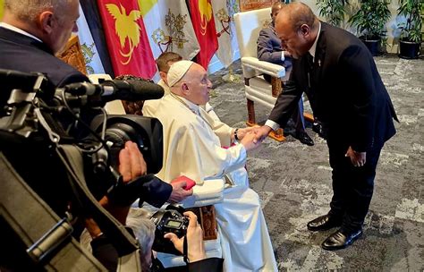 High Commissioner Soaki Meets Pope Francis In Port Moresby — Solomon