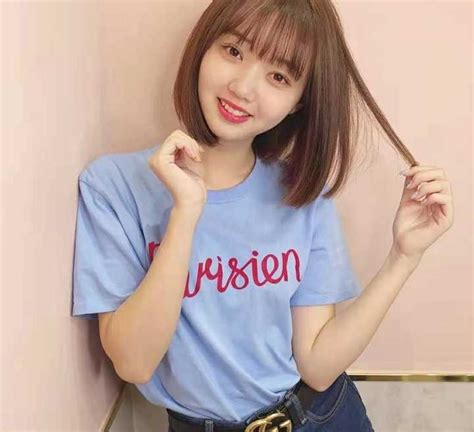 有没有适合高中女生的短发发型？ 知乎