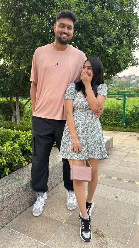 Tall Girl Short Guy Height Difference