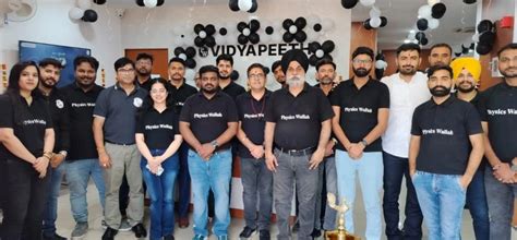inauguration akshay pundir
