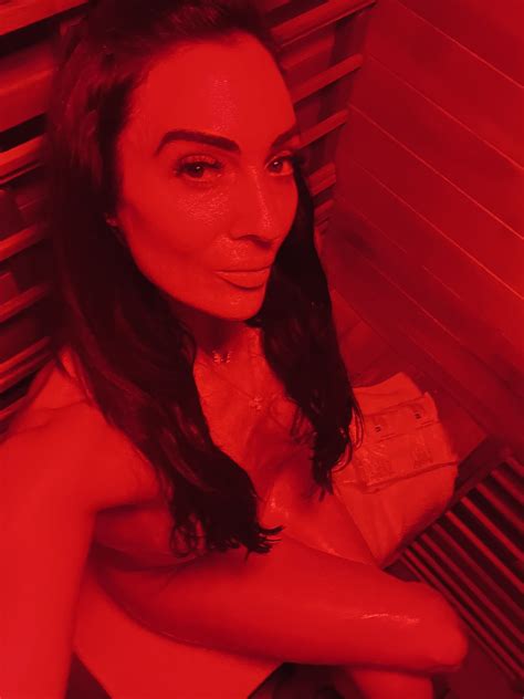 Infrared Sauna With Chromotherapy New Life Chiropractic And Wellness