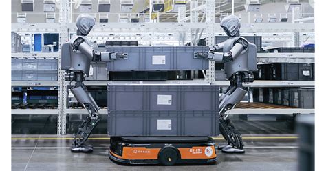 Unleashing Swarm Intelligence Ubtech Pioneers The Worlds First Multi Humanoid Robot