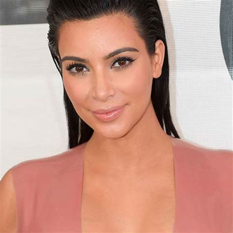 What Did Kim Kardashian Wear To The Peoples Choice Awards She Was Practically Naked Shefinds