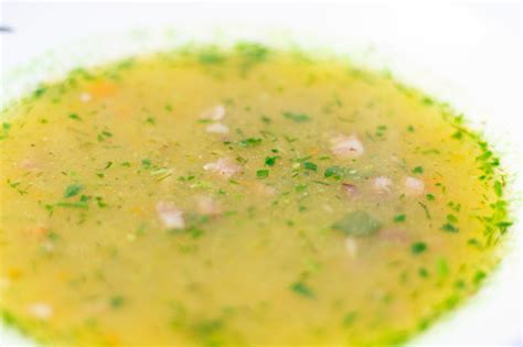 야채 당근 양파 감자 브뤼셀 콩나물 딜 흰 배경에 그릇에 향신료의 크림 수프 감자 요리에 대한 스톡 사진 및 기타 이미지 감자 요리 건강한 식생활 고기 Istock