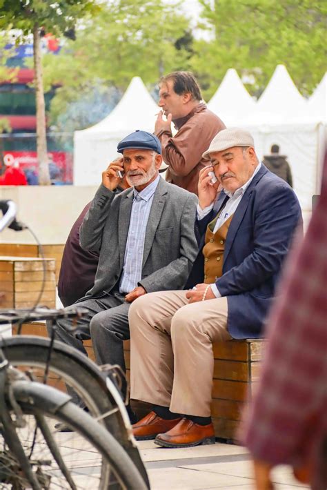 Geographic Call Routing Connects Customers And Businesses Convirza