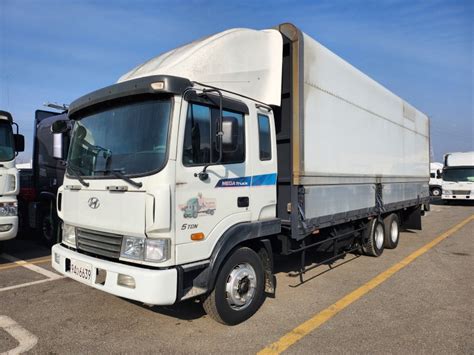 현대 메가75톤 앞축 윙바디250마력새윙7m70전문가들