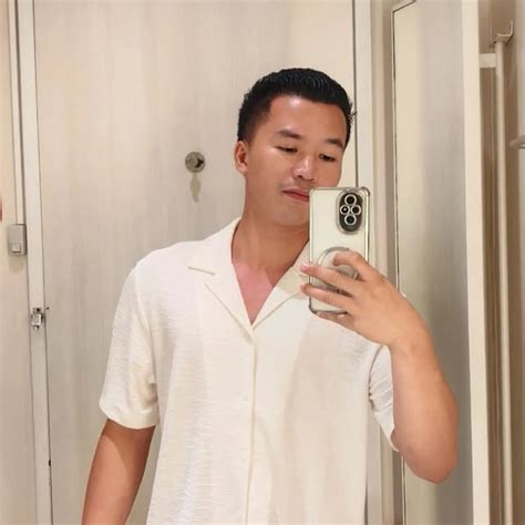 Ar Jay Arjaydulalas • Threads Say More