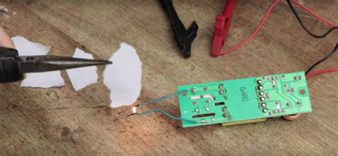 Hacked CCFL Inverter Becomes An Arc Lighter Hackaday