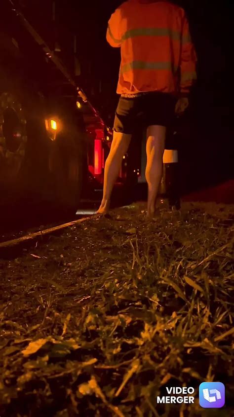 Nackter trucker am straßenrand xHamster