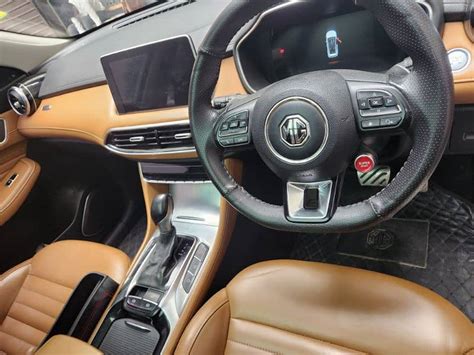 Mg Hs New Meter 2021 Model Cars 1098884252