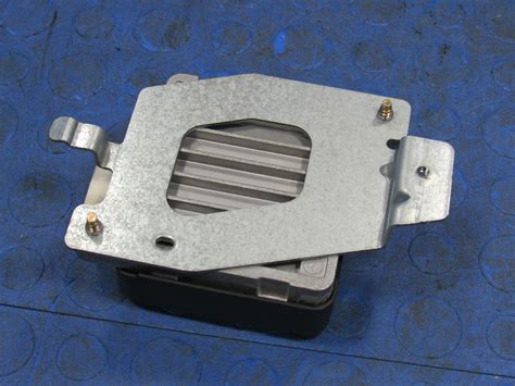 98 02 Lincoln Continental Fuel Pump Driver Control Module Assembly 2589 Importapart