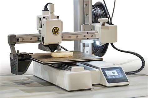 산업용 기계 금속 프레임 복잡한 구조 가동 팔 바늘 메커니즘 노즐 데이터 화면 산업 환경 흐릿한 배경의 클로즈업 보기 개념에 대한 스톡 사진 및 기타 이미지 Istock