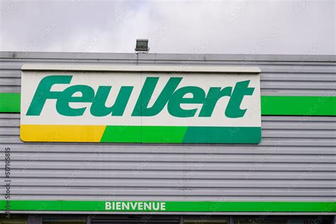 Feu Vert Logo Sign And Text On Store Facade Of Garage Car Brand Shop