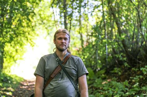 Images De Homme Dans Foret Téléchargement Gratuit Sur Freepik